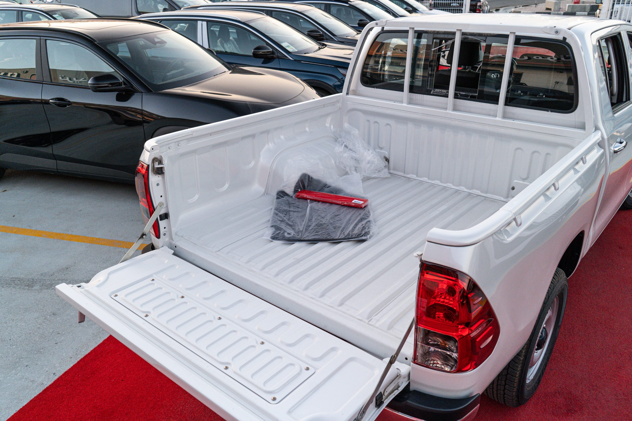 Toyota Hilux Double Cab 2.4L – Tradex France Motors